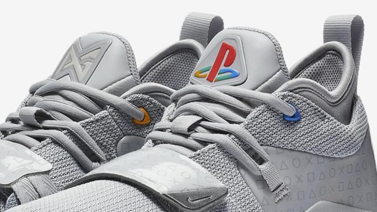 Le nuove scarpe ufficiali PlayStation sono in arrivo - Toyzntech - il ...